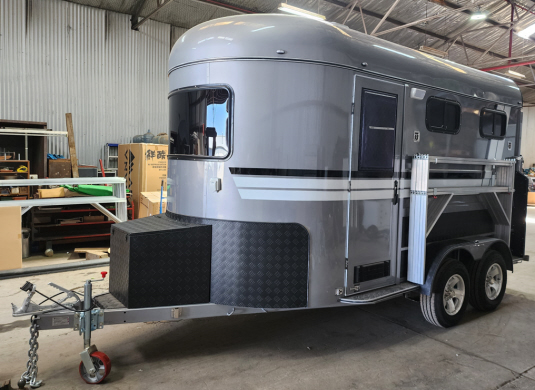 Pinnacle Horse Floats - Homepage